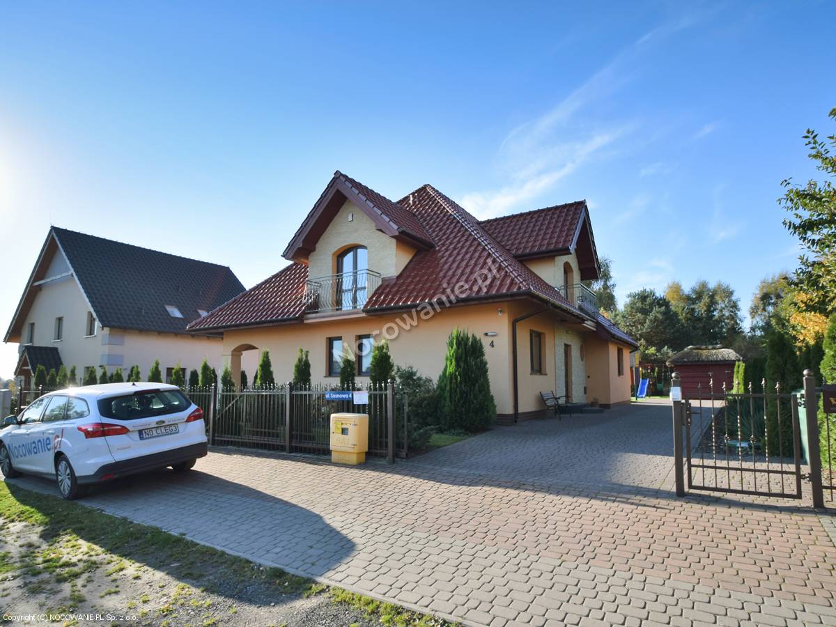 Willa Rewal - Rewal - Nocowanie.pl