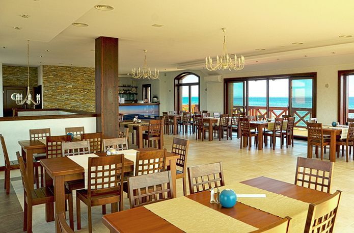 Bar Nadmorski Rewa, w Rewie