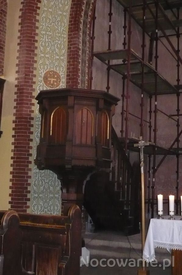 Drewniana ambona., Gościm, zdjęcia