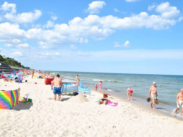 Plaża w Ostrowie Ostrowo: kamera, opinie